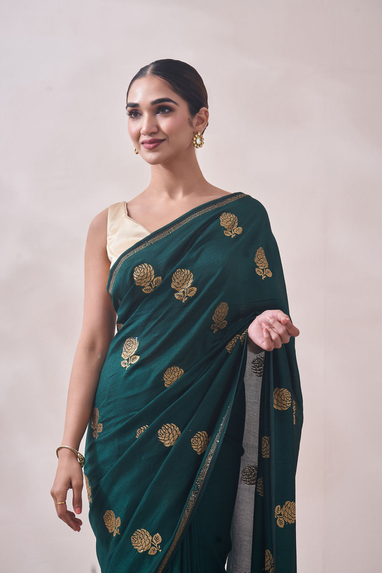 Buy Bottle Green Patterned Saree Online in the USA @Mohey - Saree for Women