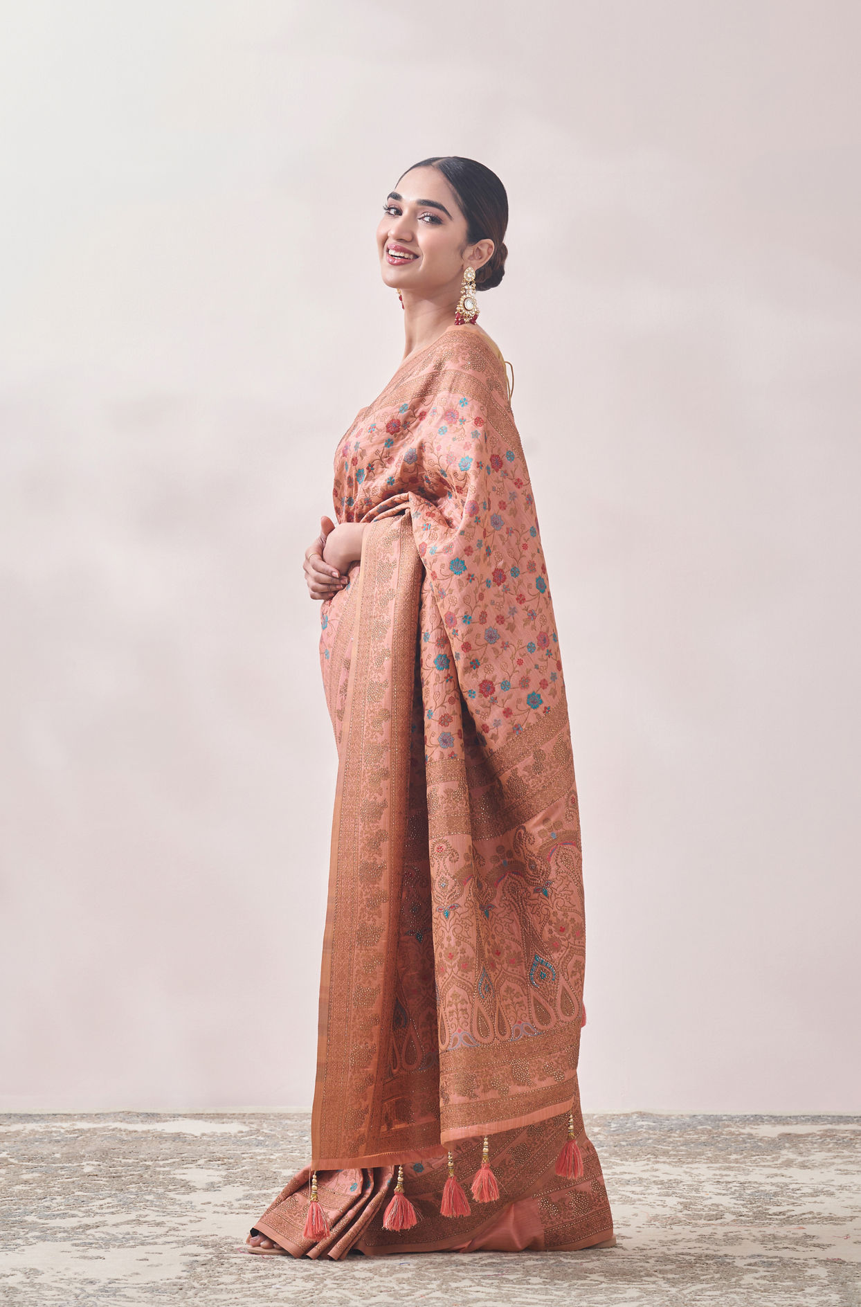 Buy Classy Pink Patterned Saree Online in India @Mohey - Saree for Women