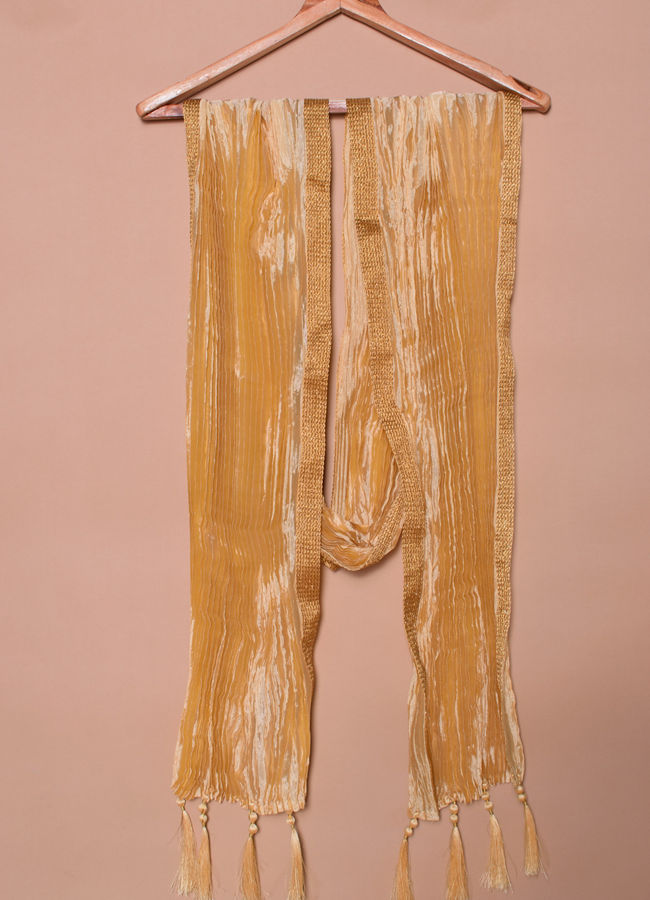 Buy Cloud Cream Pleated Traditional Stole Online in India @Manyavar ...