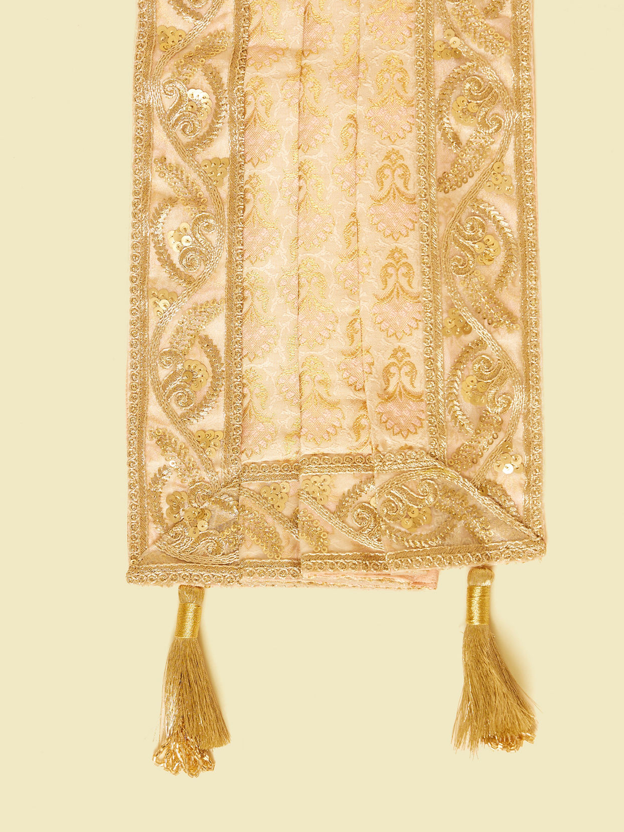 Buy Pink Pleated Traditional Stole Online in the USA @Manyavar ...