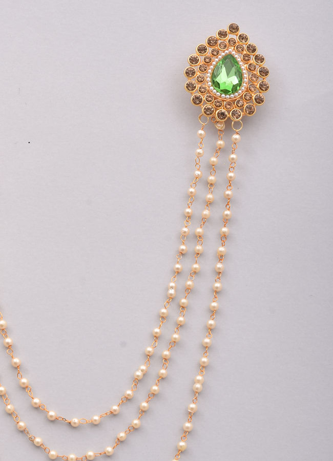 Buy Regal Bottle Green Brooch Online in the USA @Manyavar - Brooch for Men