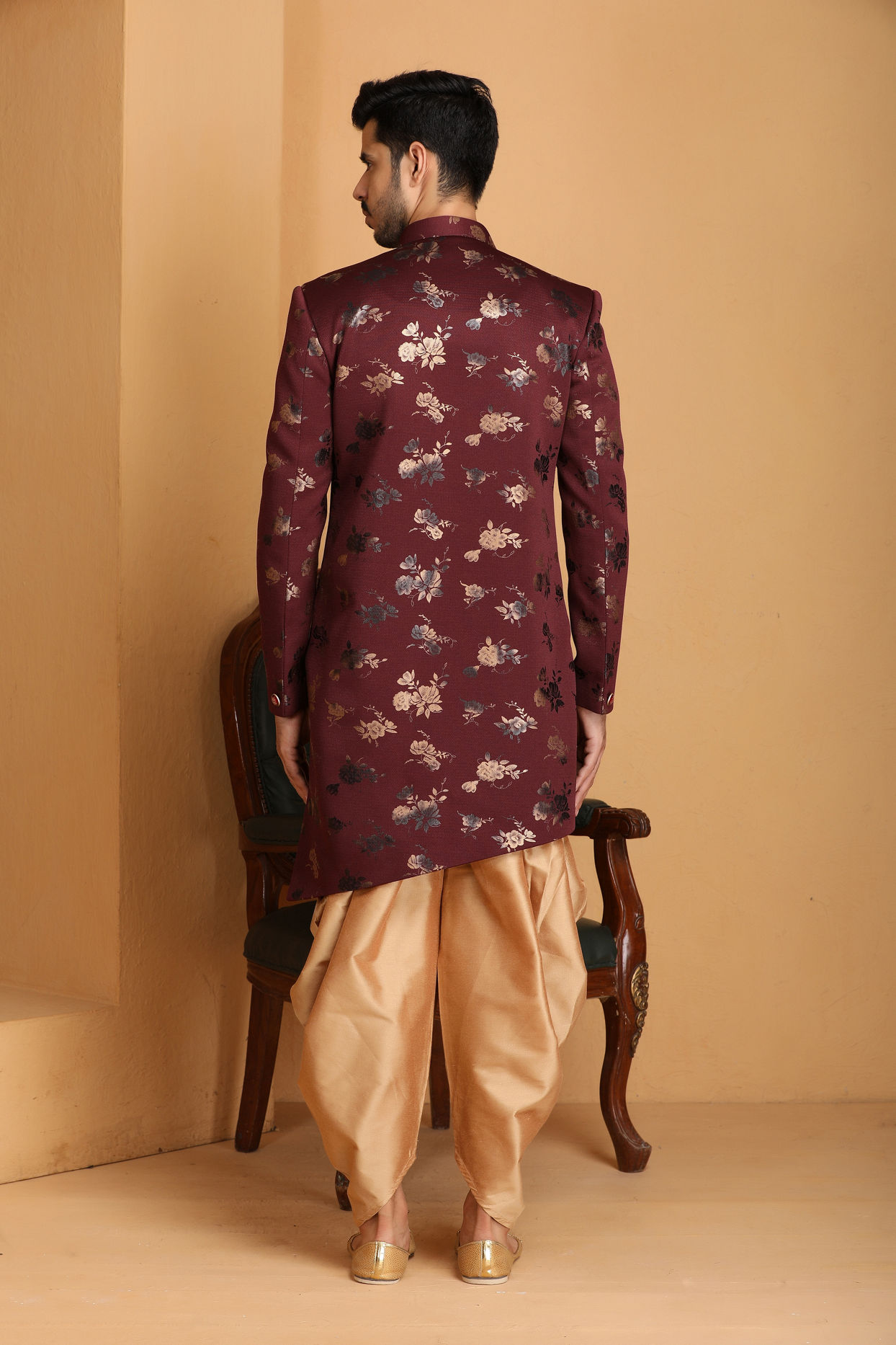 Buy Timeless Maroon Indo-Western Set Online in India @Manyavar - Indo ...