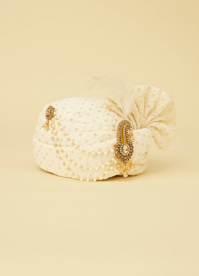 Buy Off White Lattice Patterned Safa with Paisley Kalgi Online in India ...