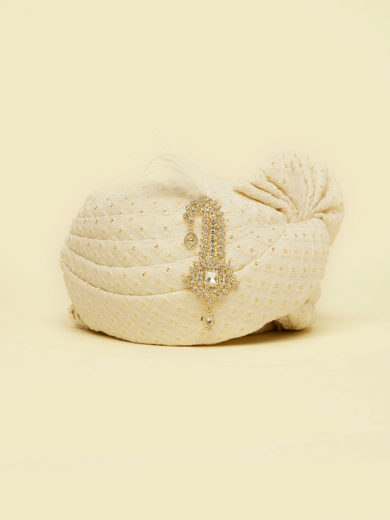 Buy Cream Chikankari Safa with Brooch Online in the USA @Manyavar ...