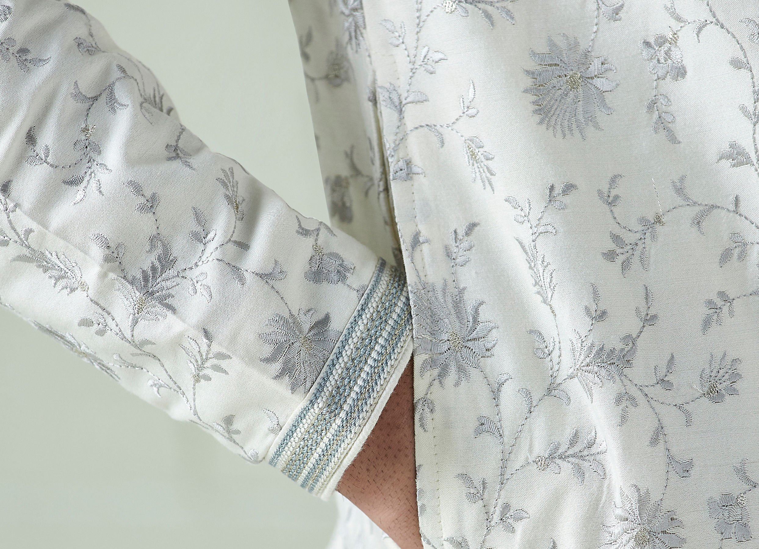 Buy Off white and Silver grey Floral Design Kurta Set Online in the USA ...